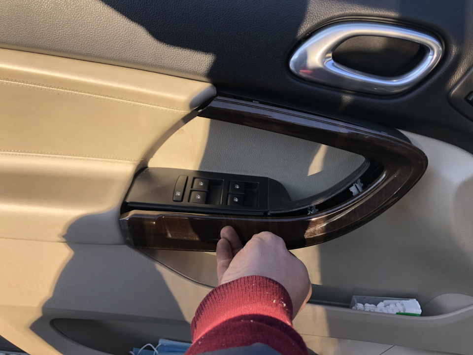 Стеклоподъемник, хрусь. — Saab 9-4X, 3 л, 2011 года | поломка | DRIVE2