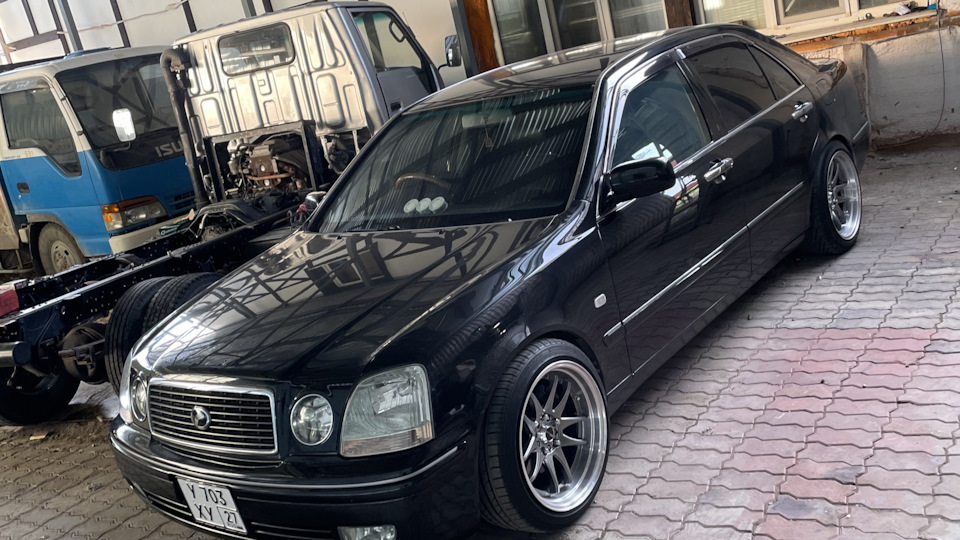 Toyota Progres 2.5 бензиновый 1998 | на DRIVE2