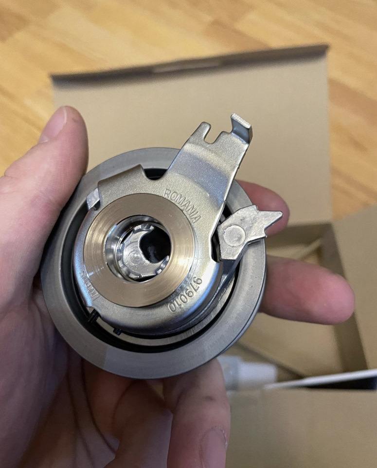 комплект ГРМ Continental ct1167k1 на Audi A4 (B9), Volkswagen Golf Mk7 ...