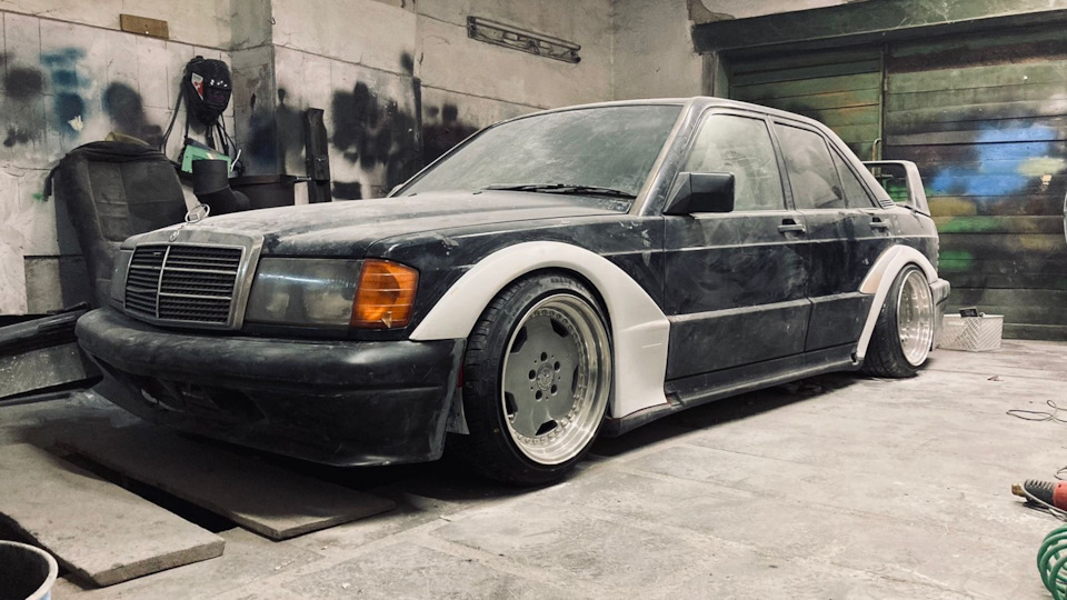 Mercedes-Benz 190 (W201) 5.0 бензиновый 1991 | Ракета V8 5.0 на DRIVE2