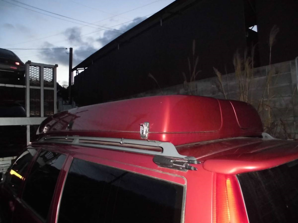 Original(?) roof ski box — Volvo V70 R (1G), 2,3 л, 1997 года ...