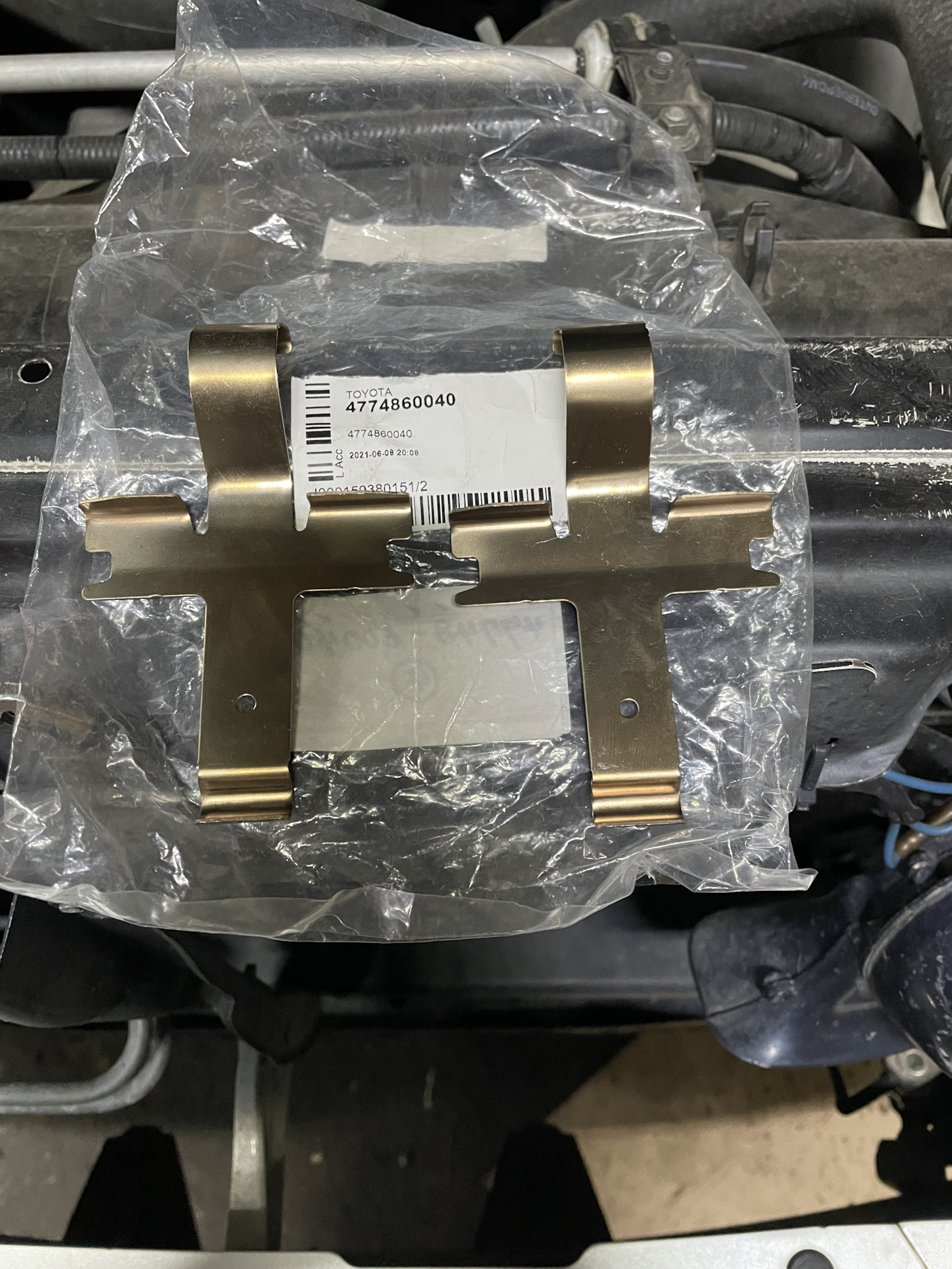 ТО и разгадка маленькой загадки — Toyota Land Cruiser 100, 4,7 л, 2002 ...