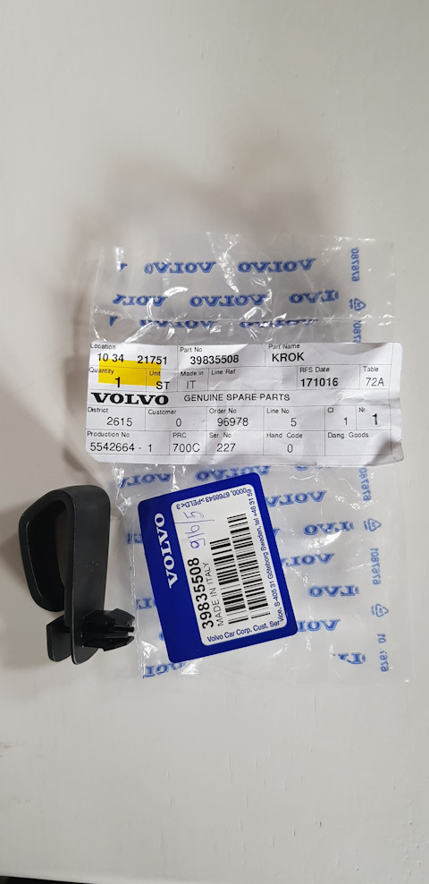 39835508 Крюк в багажник Volvo | Запчасти на DRIVE2