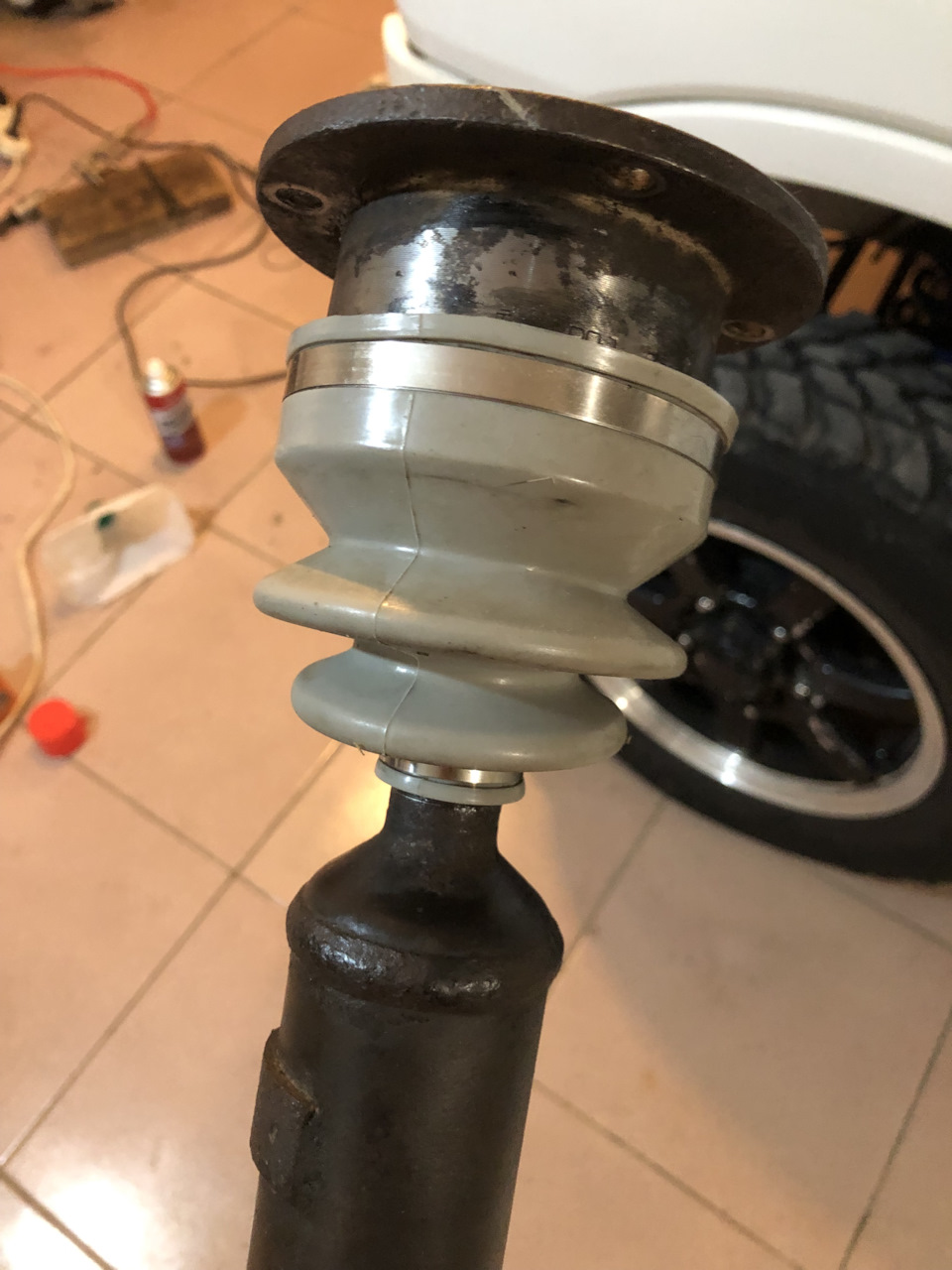 Чехол заднего карданного вала jb23 — Suzuki Jimny (1G), 0,7 л, 2005 года | поломка | DRIVE2