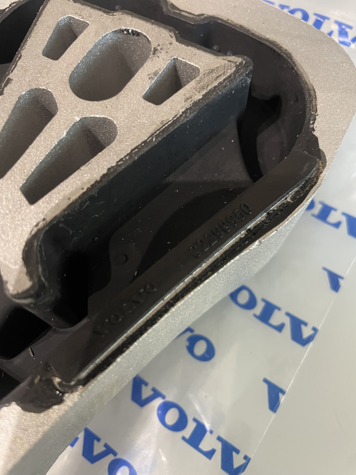 Опора ДВС SPA на Volvo S90 (2G), Volvo V60 (2G), Volvo V90 (2G), Volvo ...