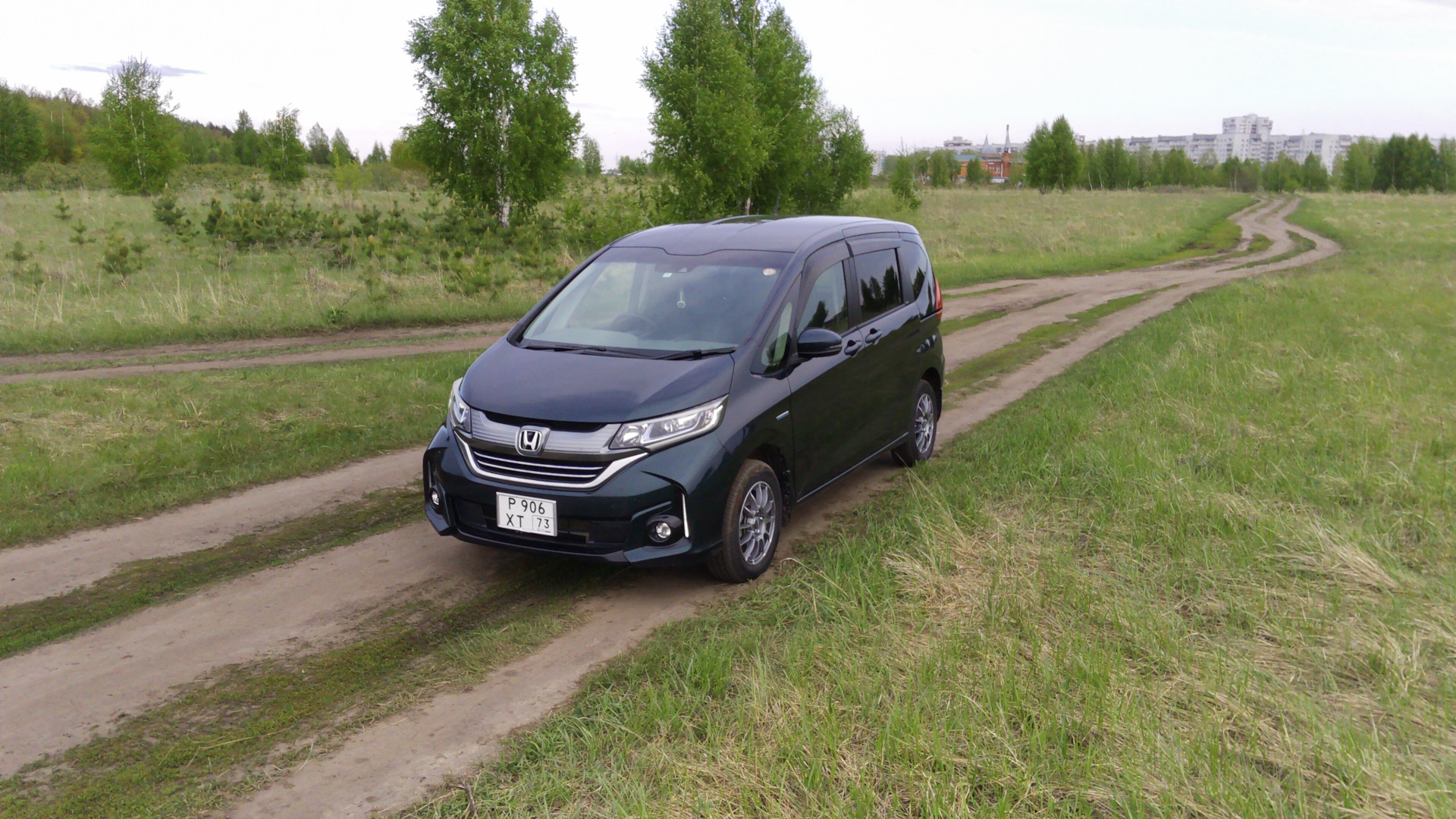 Honda Freed+ 1.5 гибридный 2018 | Hybrid 4WD на DRIVE2