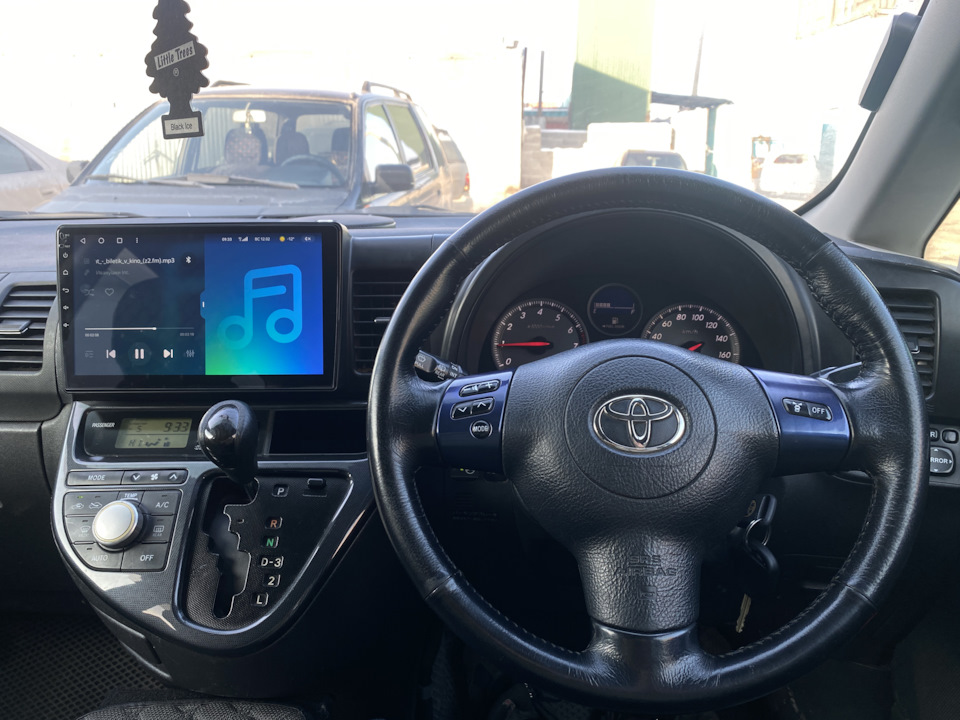 После покраски бамперов — Toyota Wish (AE10), 1,8 л, 2003 года ...