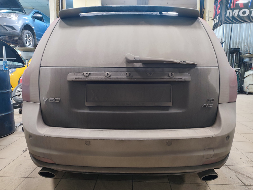 Топливный фильтр — экстренная замена — Volvo V50, 2,5 л, 2008 года ...