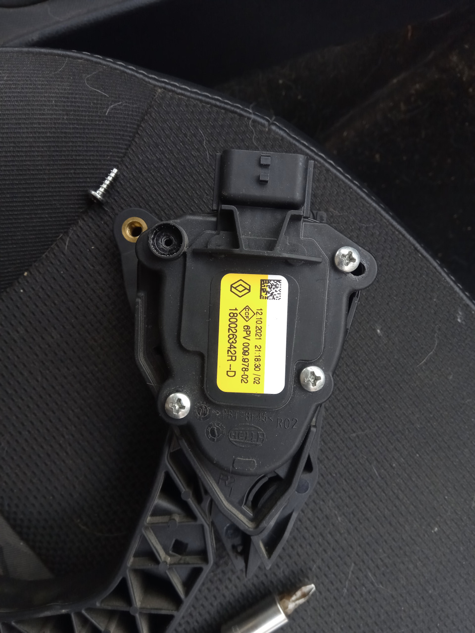 180026342R Блок педали акселератора RENAULT | Запчасти на DRIVE2