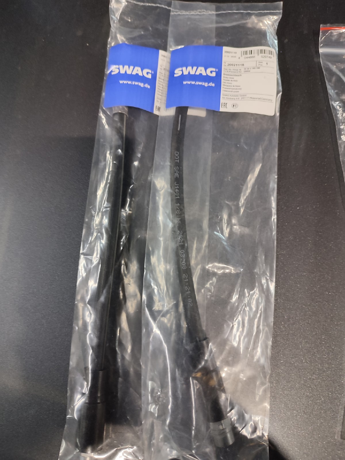 Замена насоса ГУР и задних тормозных шлангов — BMW 5 series (E39), 2,5 ...