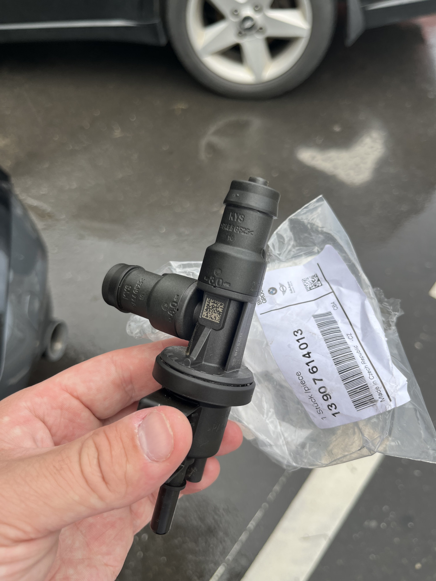 Продажа. Клапан вентиляции топливного бака 6-я ревизия — BMW X1 (F48 ...