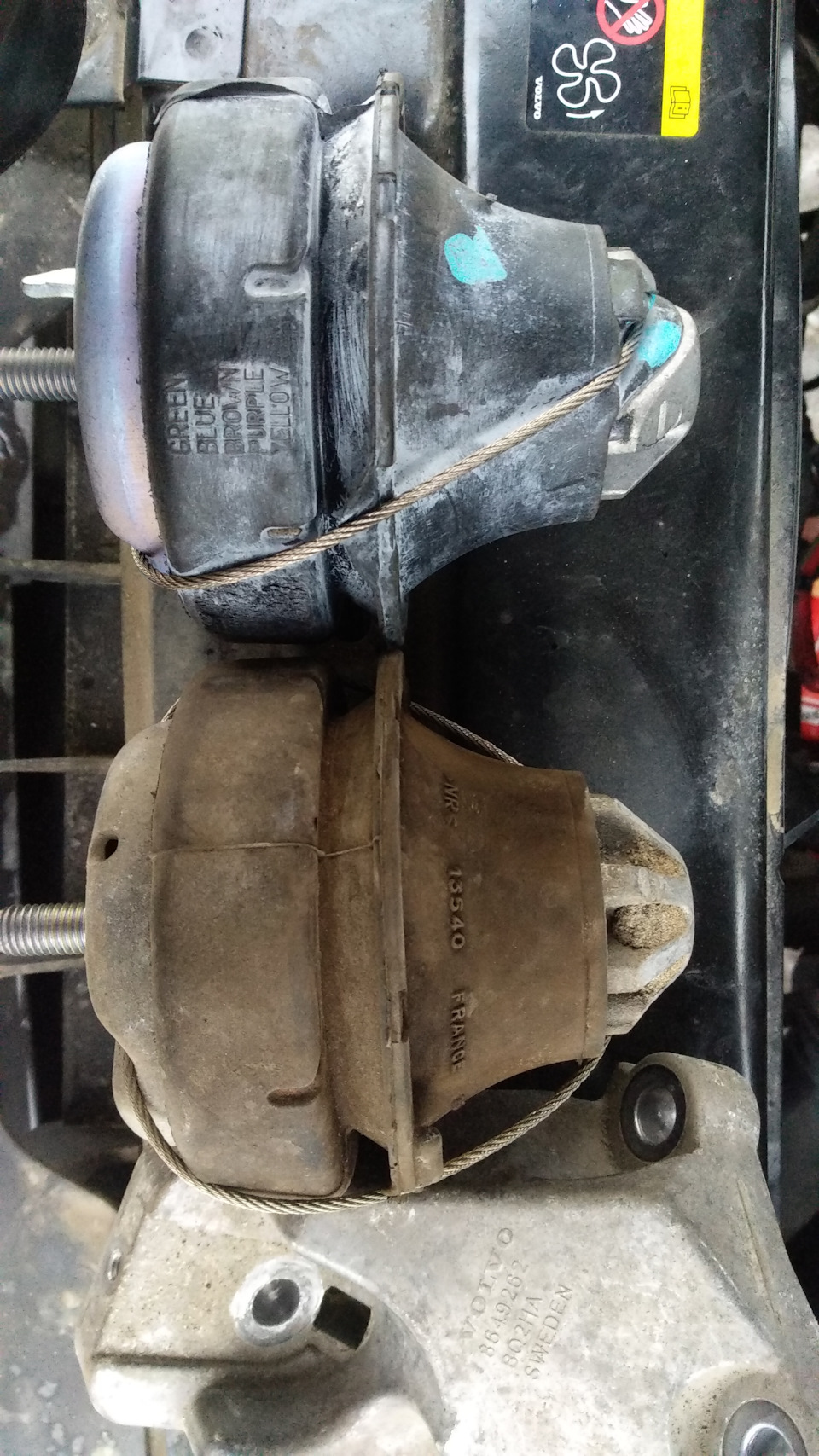 8649262 КРОНШТЕЙН ПОДУШКИ ДВИГАТЕЛЯ. Volvo | Запчасти на DRIVE2