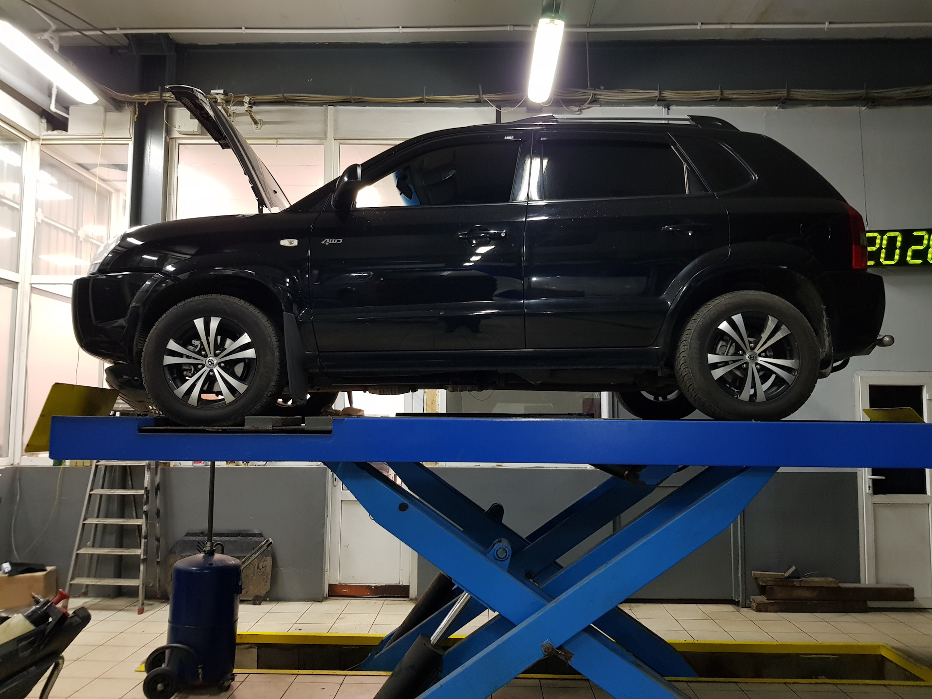 После покупки — Hyundai Tucson (JM), 2 л, 2007 года | расходники | DRIVE2