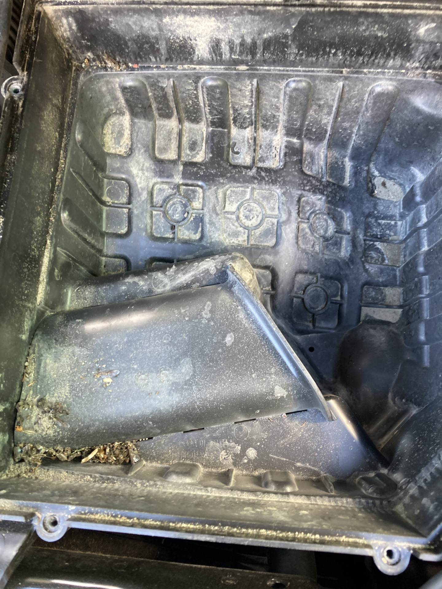 Плановое ТО при пробеге 31400 км. — Volvo XC40, 2 л, 2018 года ...