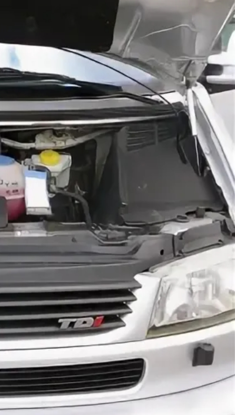 Крышка АКБ — Volkswagen Multivan (T4), 2,5 л, 1997 года | запчасти | DRIVE2