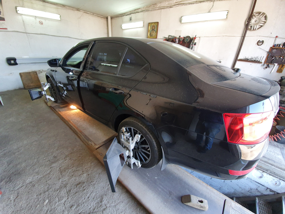 Профилактика тормозной системы Октавия А7 — Skoda Octavia A7 Mk3, 1,4 л ...