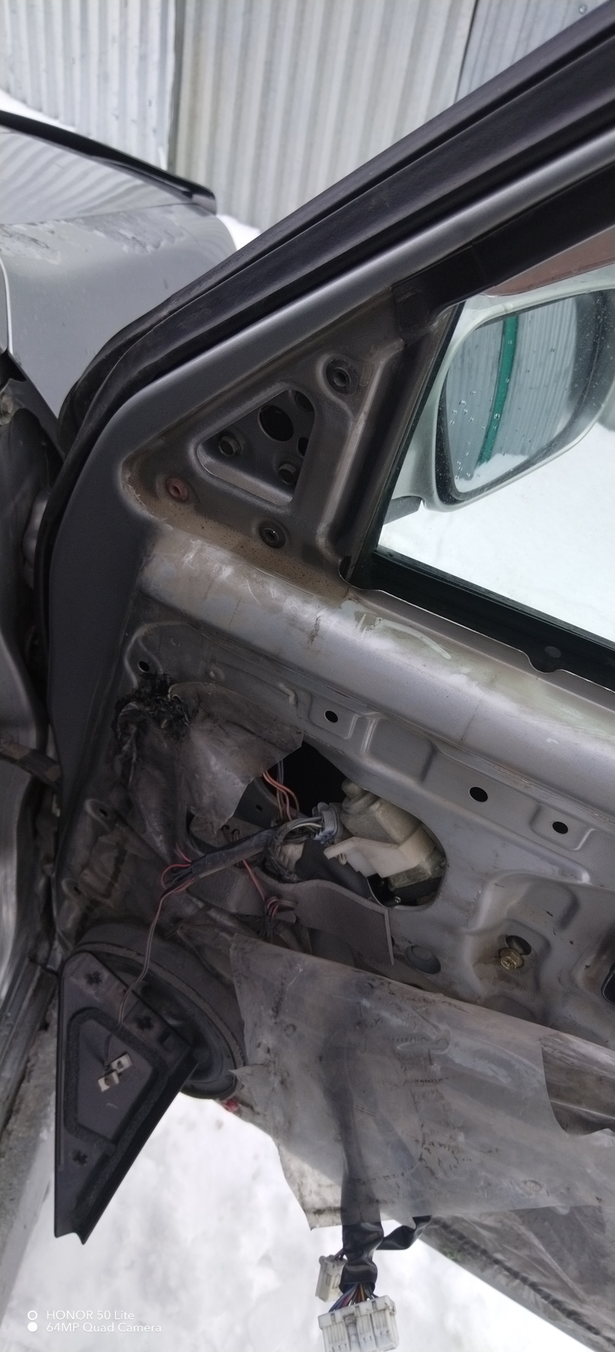 Подогрев зеркал заднего вида — Nissan Cube I, 1,3 л, 2001 года | тюнинг ...