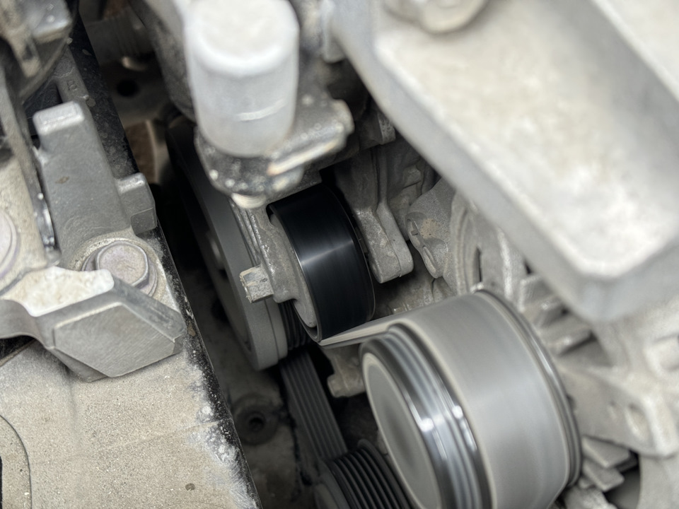 Ролик натяжителя — Toyota RAV4 (5G), 2,5 л, 2020 года | своими руками ...