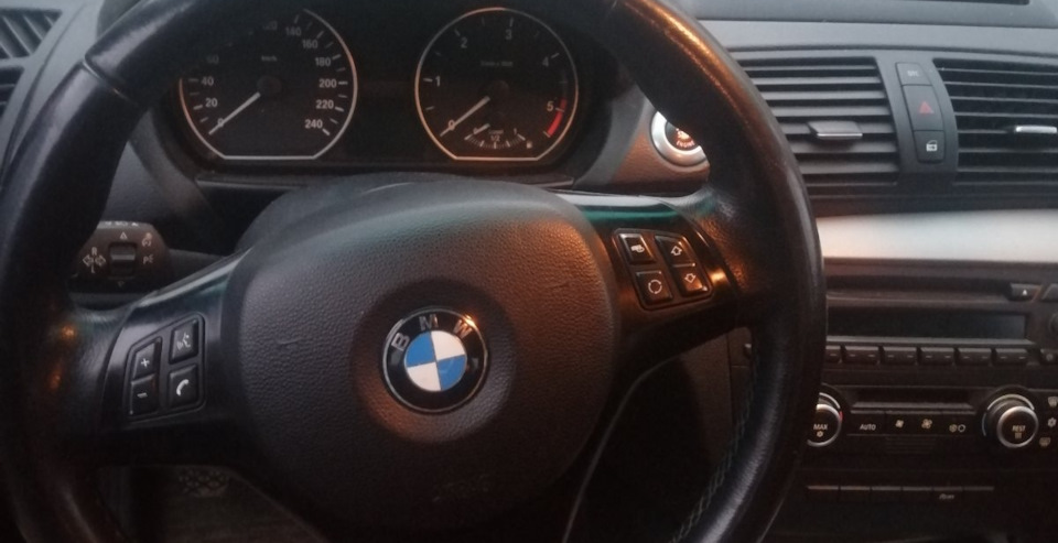 насыпал опций SA 540 663 710 249 — BMW 1 series (E81/E87), 2 л, 2008 ...
