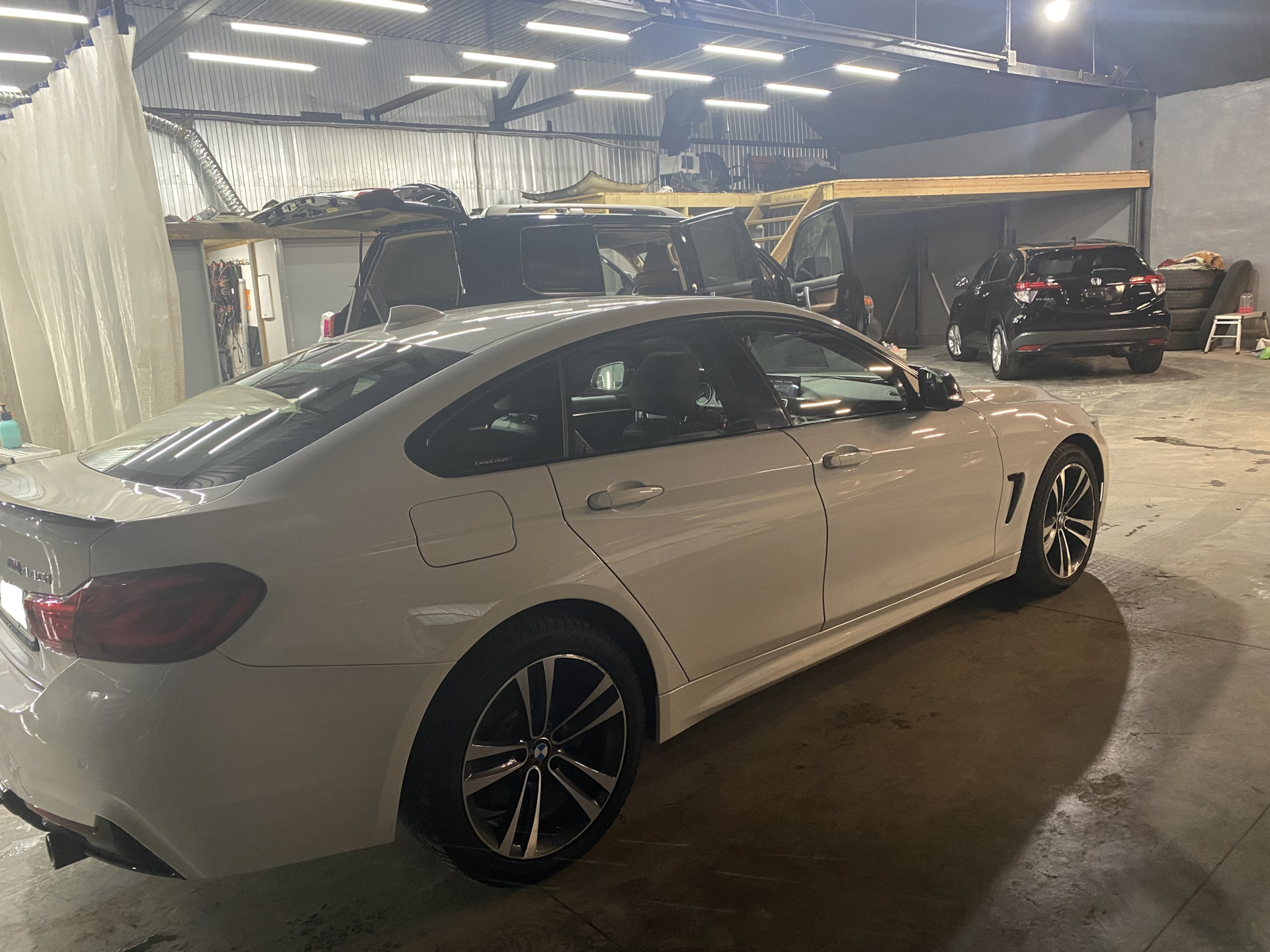 Перед в пленку и шэдоулайн — BMW 4 series Gran Coupe (F36), 3 л, 2019 года | стайлинг | DRIVE2