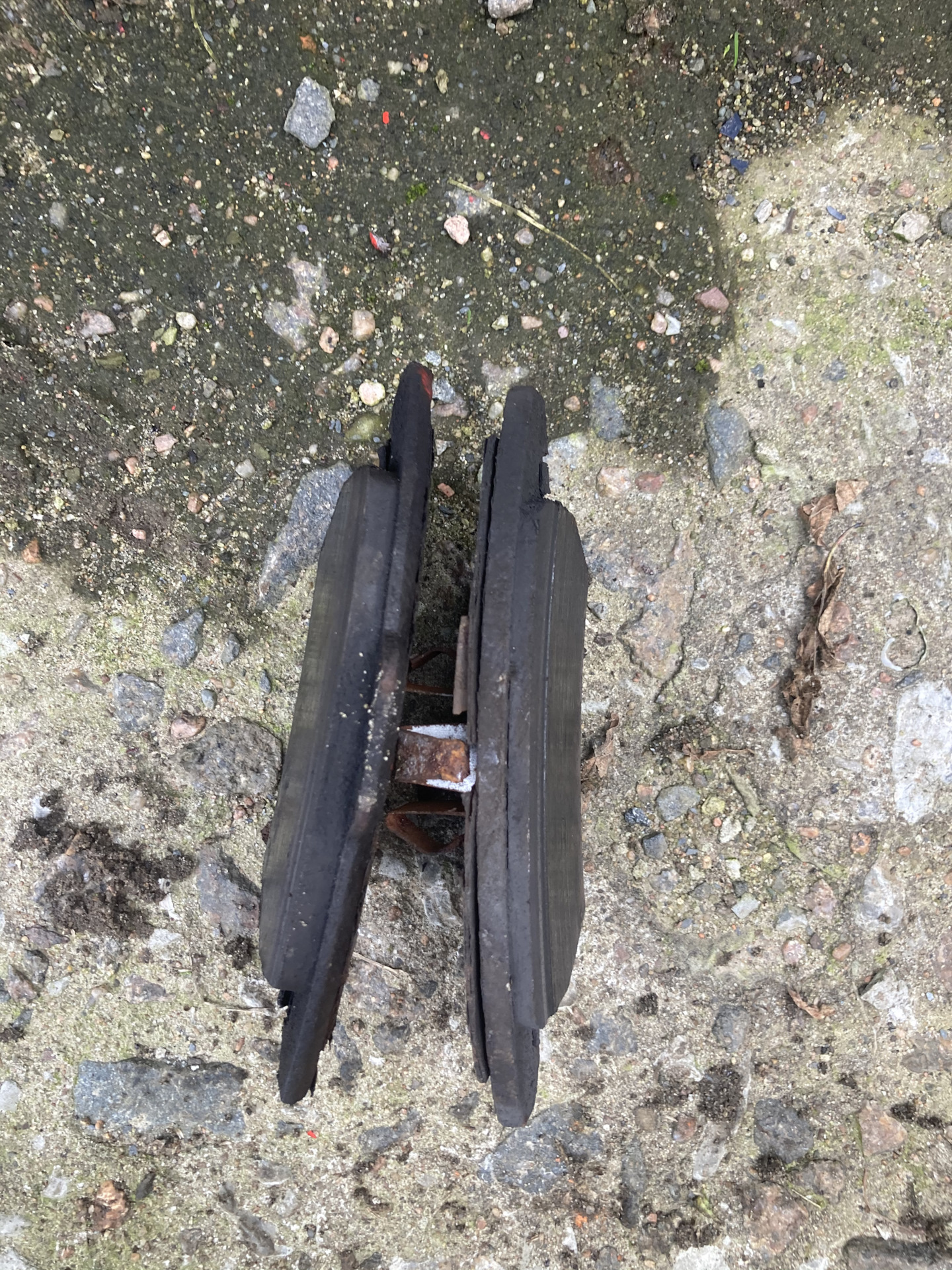 #29 замена передних колодок — Volkswagen Polo Sedan, 1,6 л, 2016 года ...