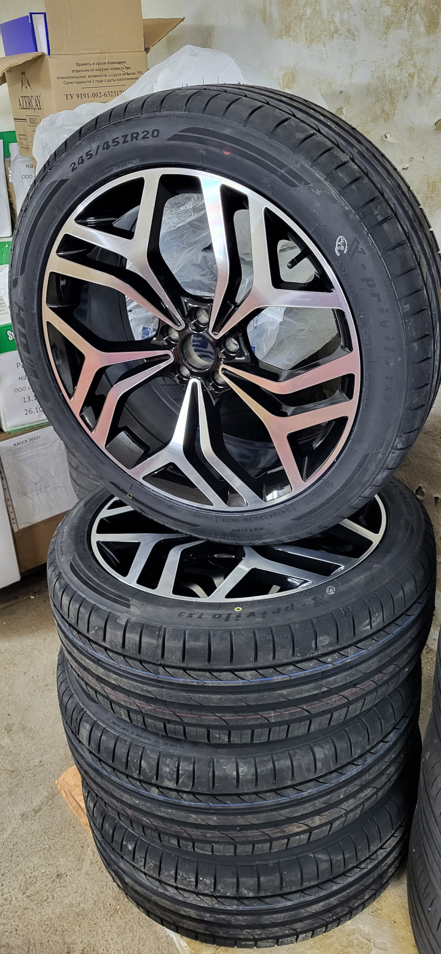 Выбор r20 на лето. — Volvo V90 Cross Country, 2 л, 2021 года | колёсные ...