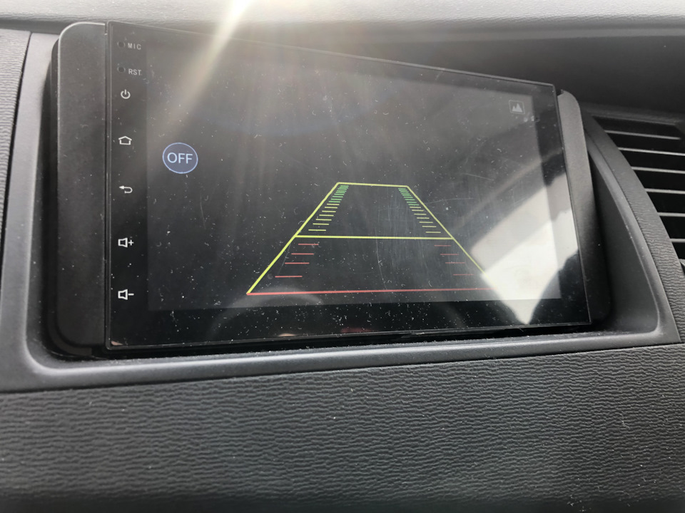 Замена камеры заднего хода — Toyota Isis, 1,8 л, 2013 года ...