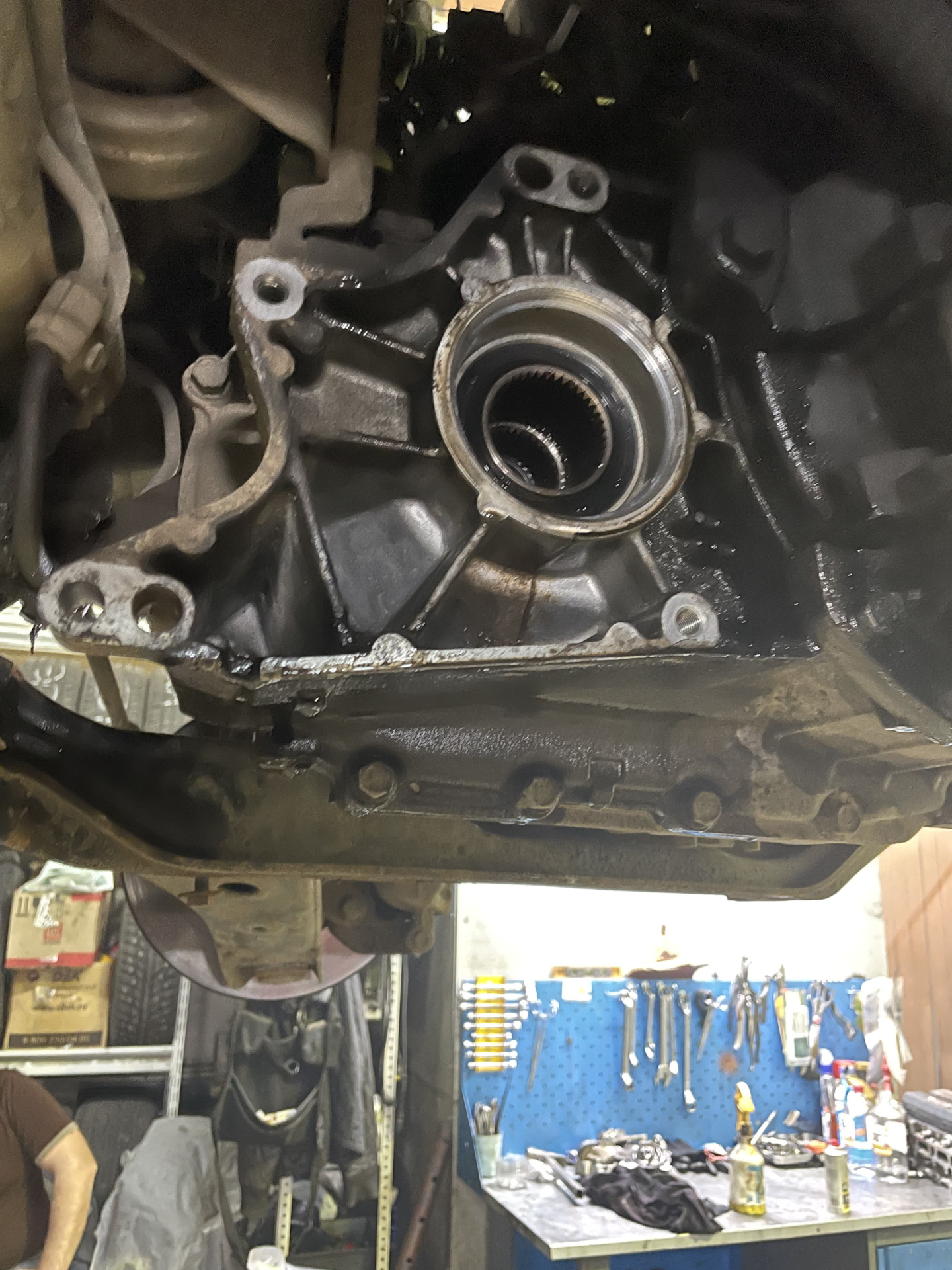 10. Замена ГРМ и вискомуфты — Hyundai Santa Fe (1G), 2 л, 2008 года ...