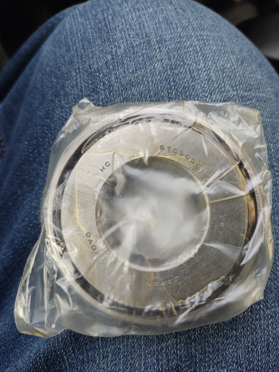 Замена масла в обоих редукторах и замена сальника — Toyota RAV4 (III ...