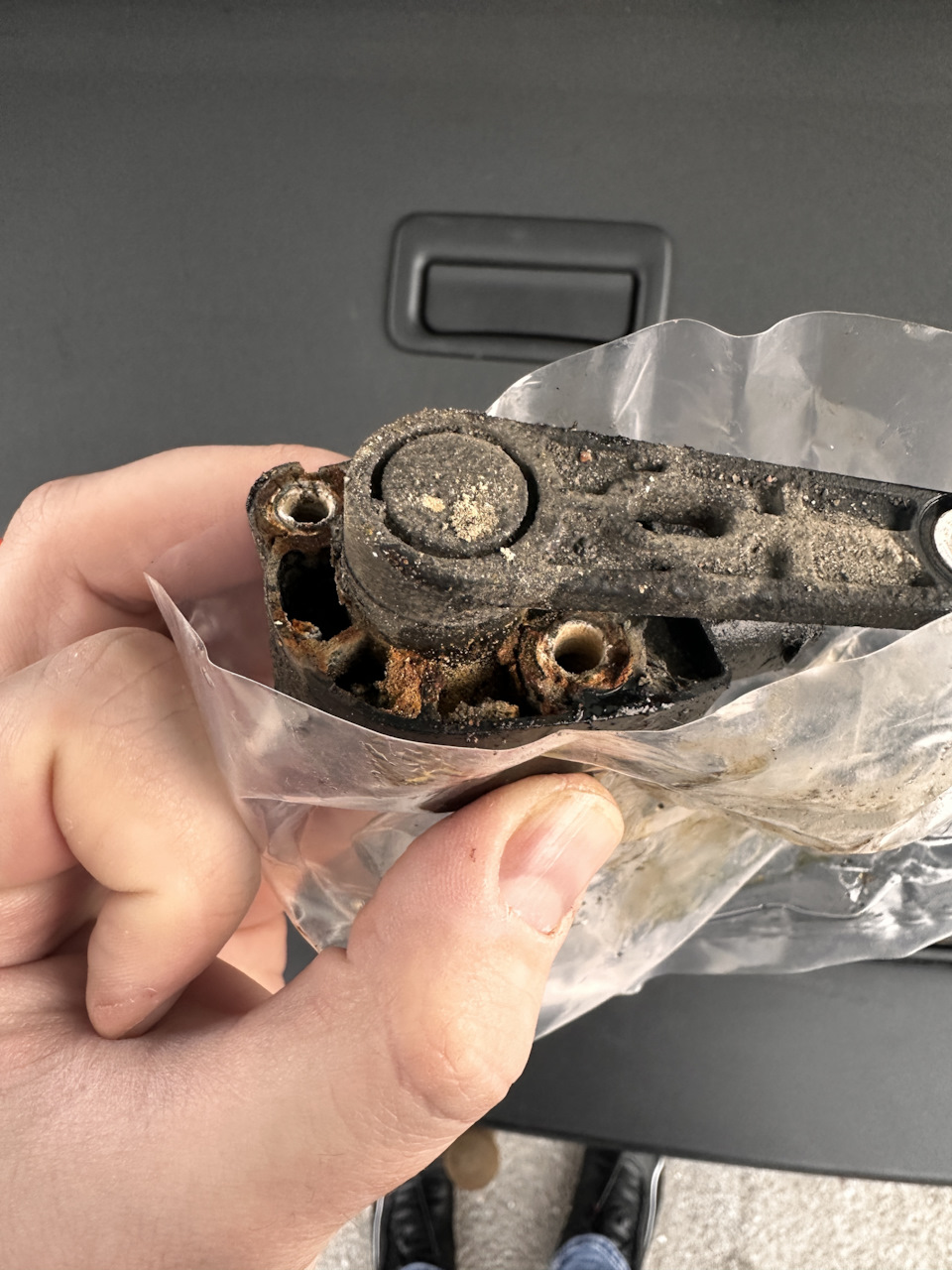 Ахилесовы пяточки производства FoMoCo — Volvo XC70 III, 2,4 л, 2015 ...