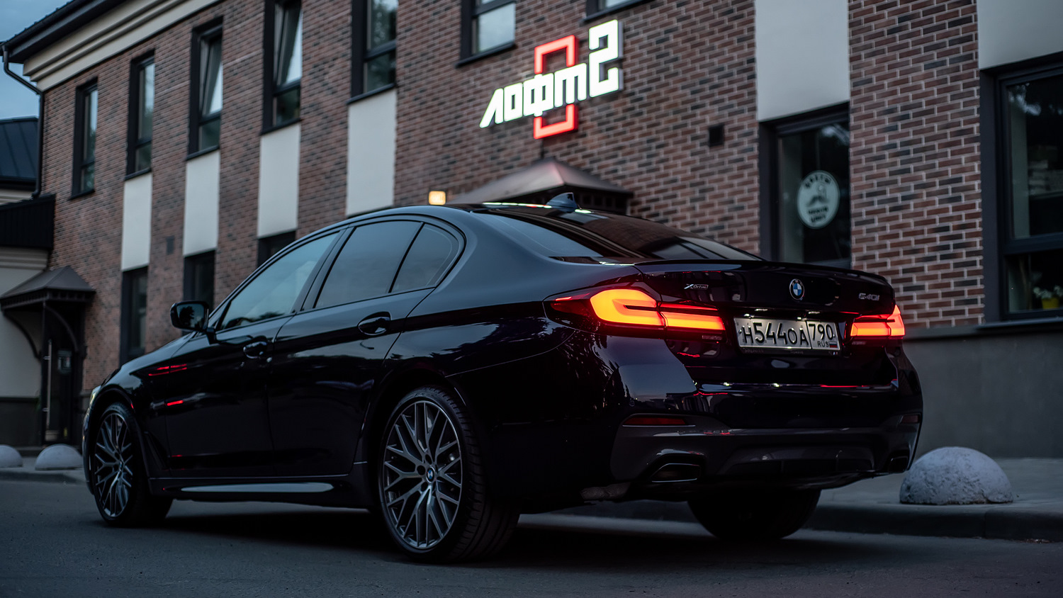 BMW 5 series (G30) 3.0 бензиновый 2022 | M540i на DRIVE2
