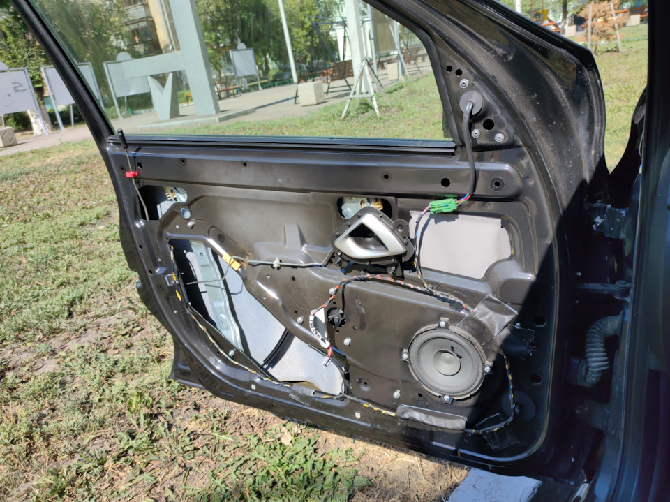 Замена замка хозяйской двери — Lada Гранта (2G) FL, 1,6 л, 2019 года ...