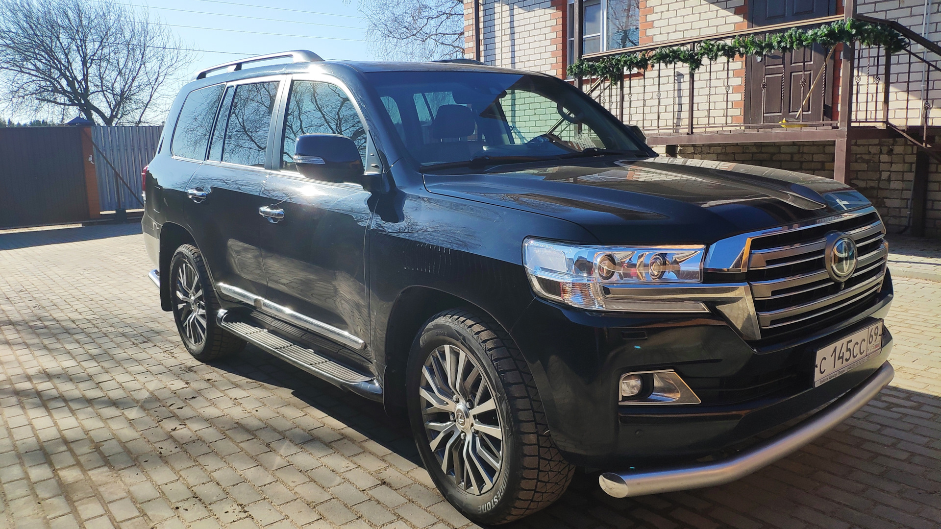 Toyota Land Cruiser 200 4.5 дизельный 2016 | на DRIVE2