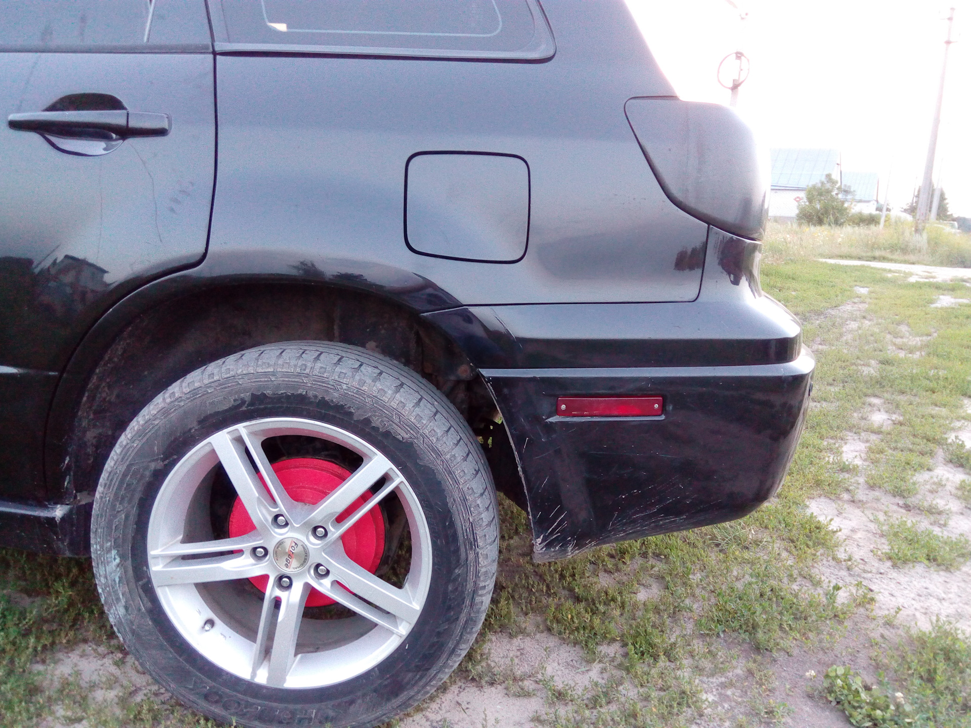 Боковые габариты заднего бампера — Mitsubishi Outlander (1G), 2,4 л ...