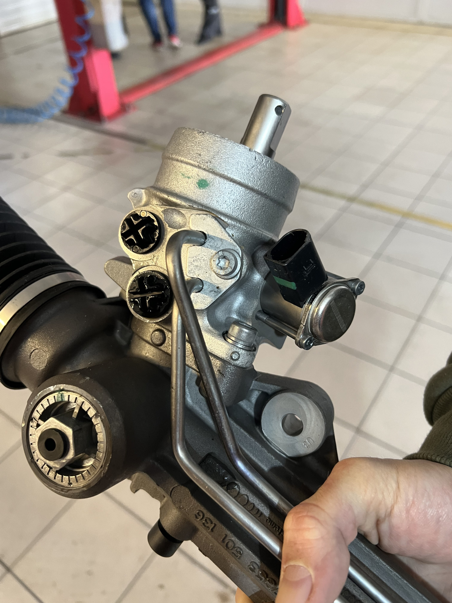 Рулевая рейка — Audi A6 (C6), 3,2 л, 2008 года | визит на сервис | DRIVE2