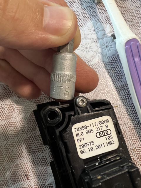 4L0905217B Клавиша для пусковог VAG | Запчасти на DRIVE2