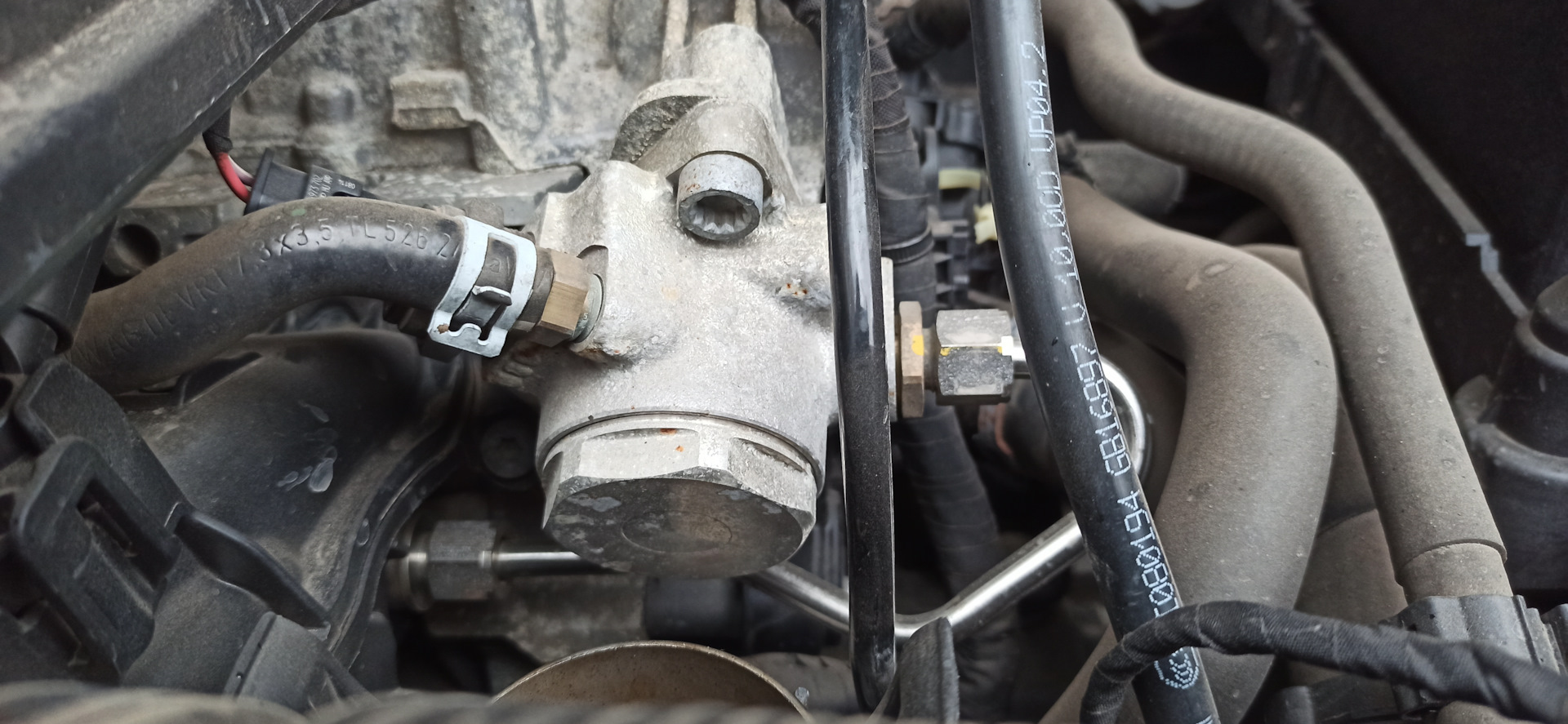 Ошибки P2188 P2178 P217800 P008700 P218800 P2293 по богатой смеси ...