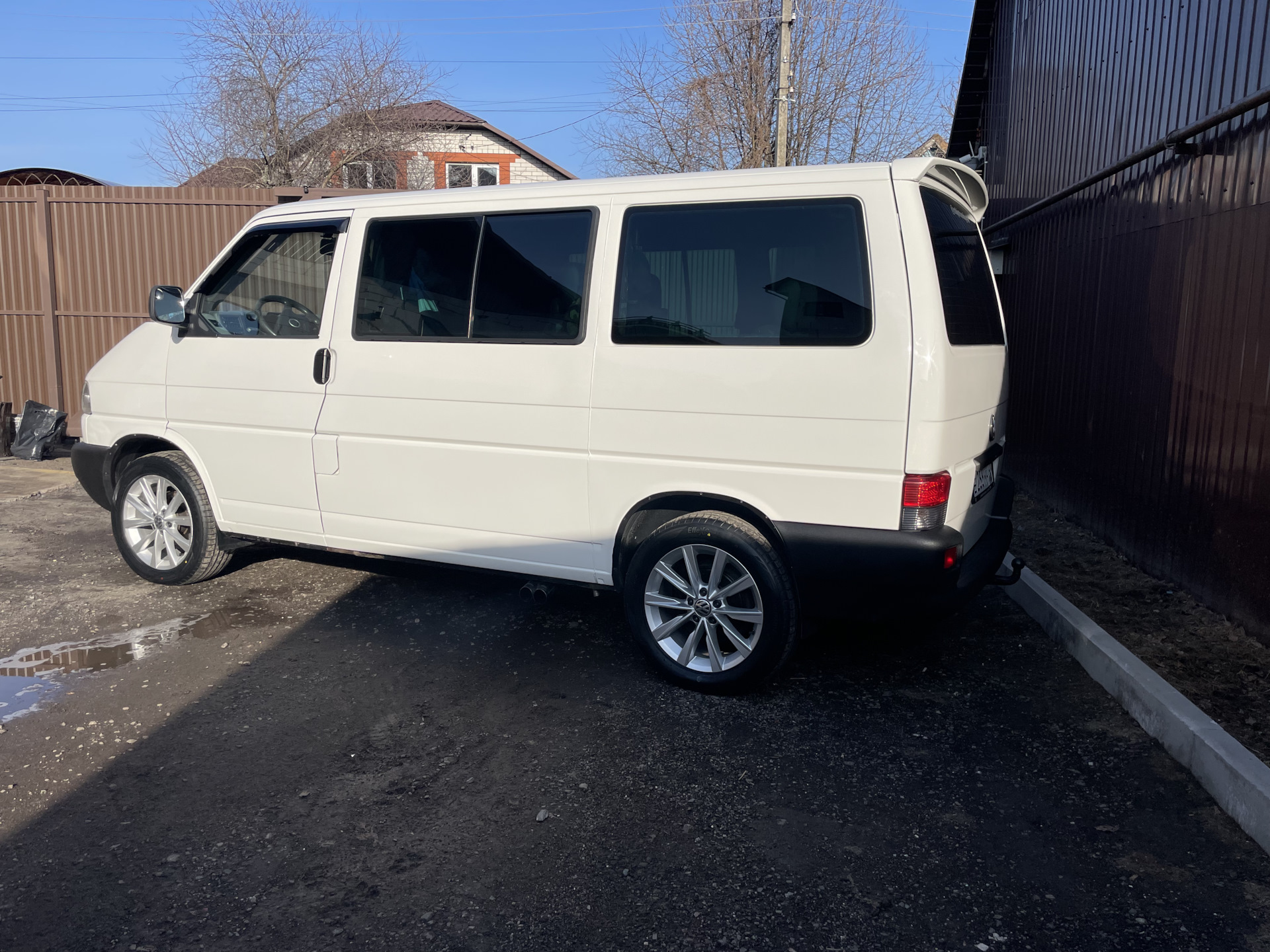 21. R17 Philadelphia на Vw T4 — Volkswagen Transporter T4, 2,4 л, 1995 ...