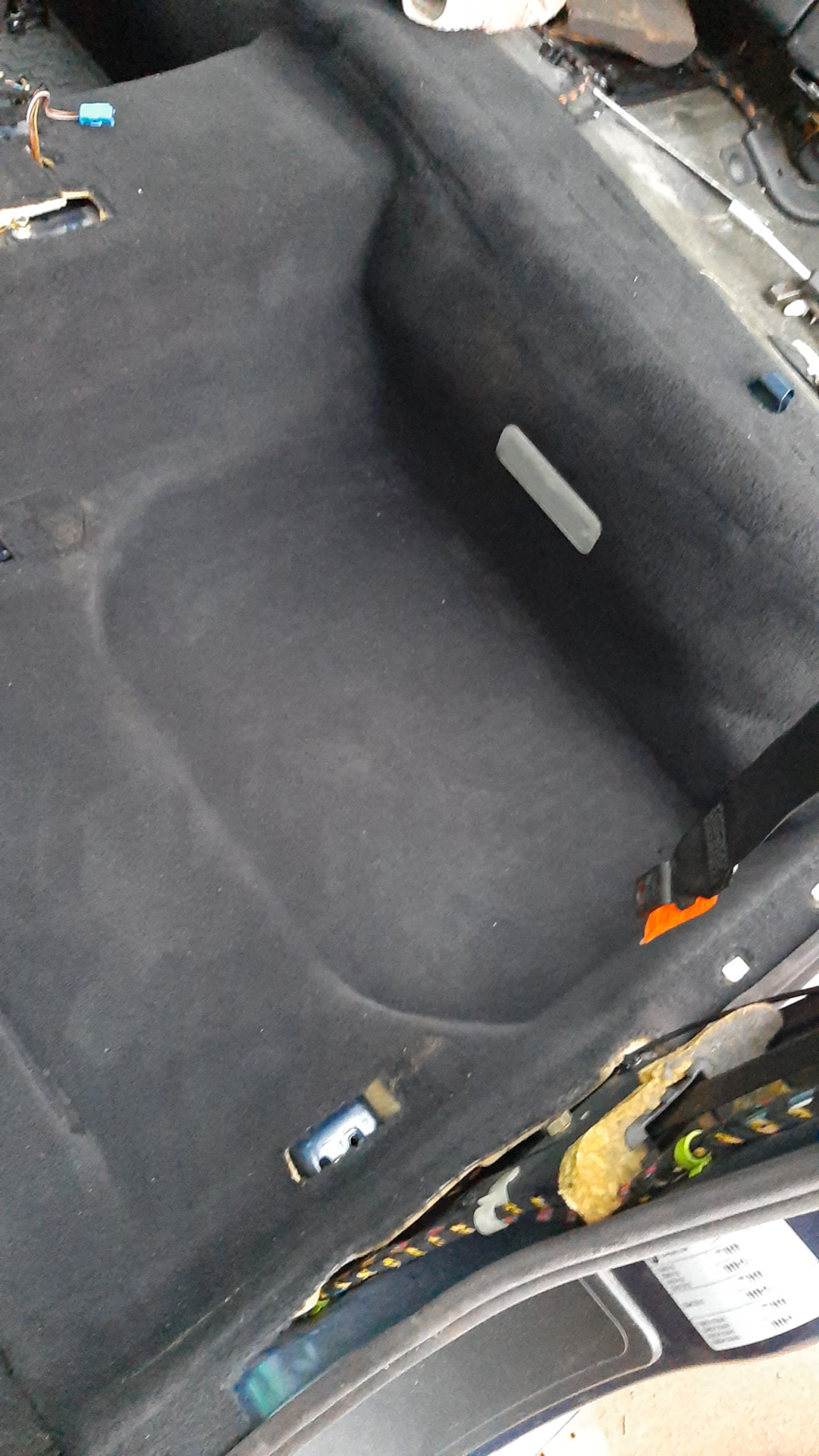 Замена заглушек пола — BMW 7 series (E38), 2,8 л, 1998 года | запчасти ...