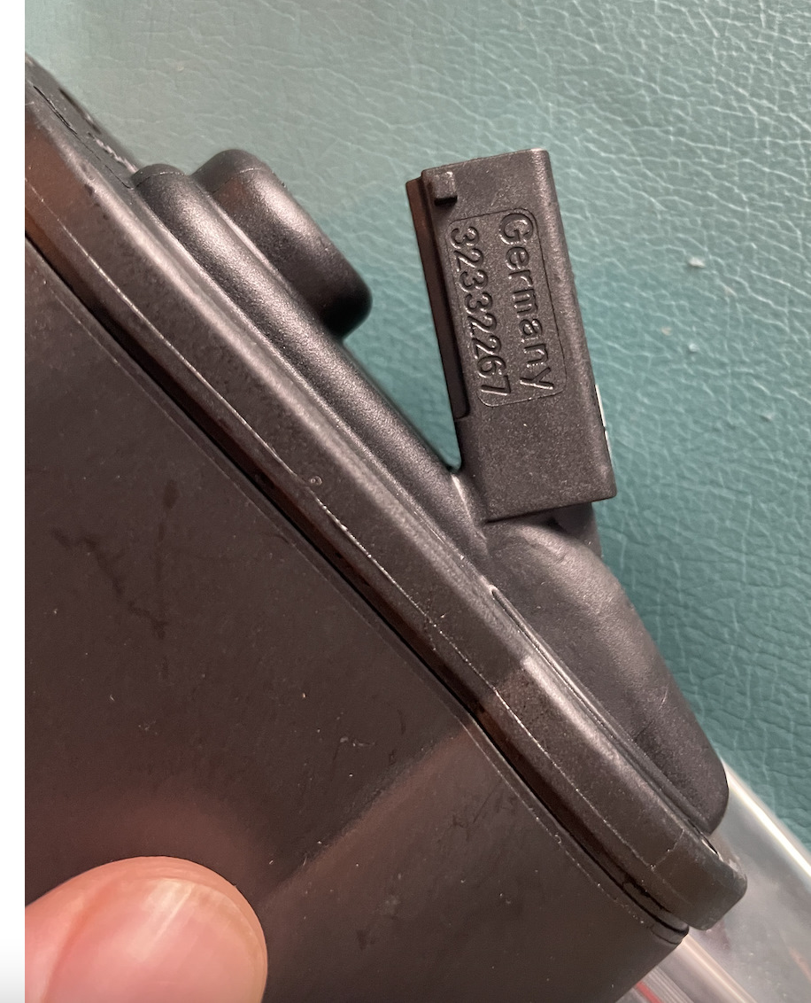 32332267 Б/у Суппорт задний левый VAG | Запчасти на DRIVE2