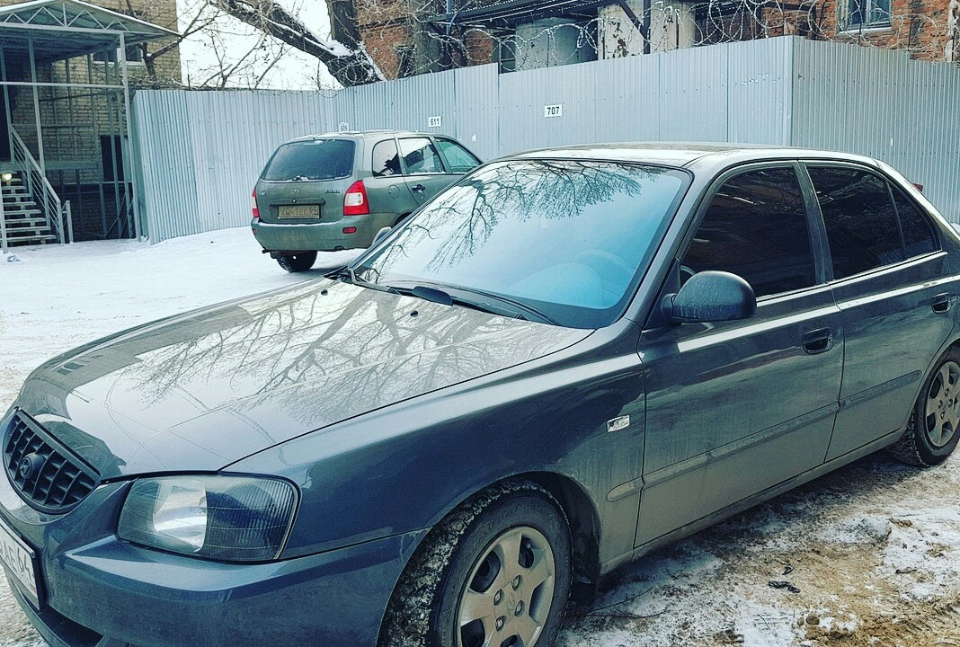 Новый облик- Suntek hp 50 blue — Hyundai Accent (2G), 1,5 л, 2005 года ...