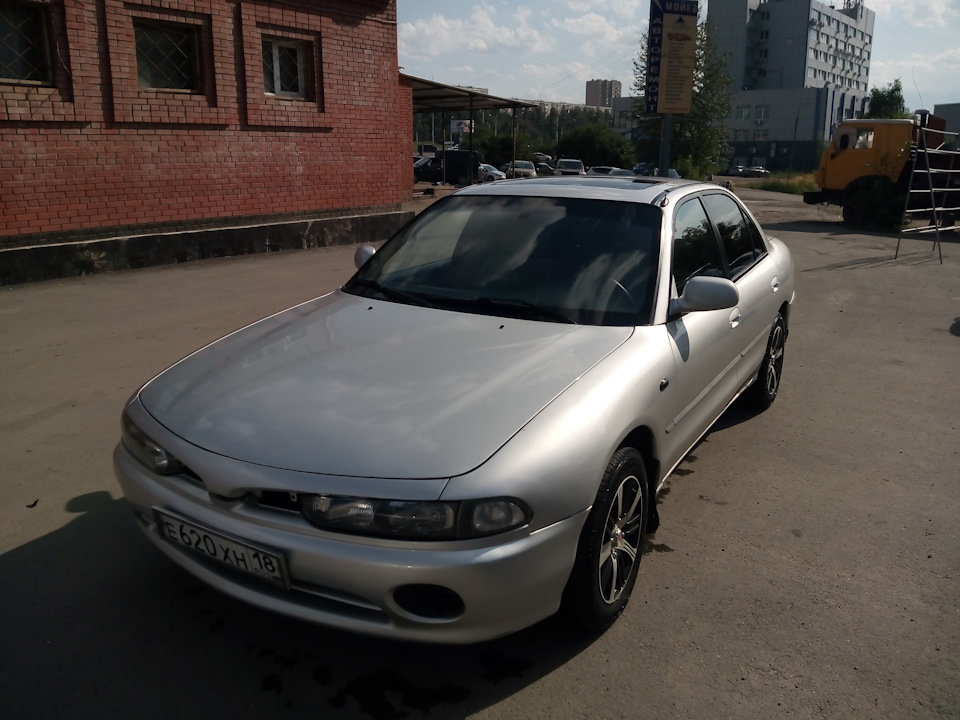 Продал друга. — Mitsubishi Galant (7G), 1,8 л, 1996 года | другое | DRIVE2