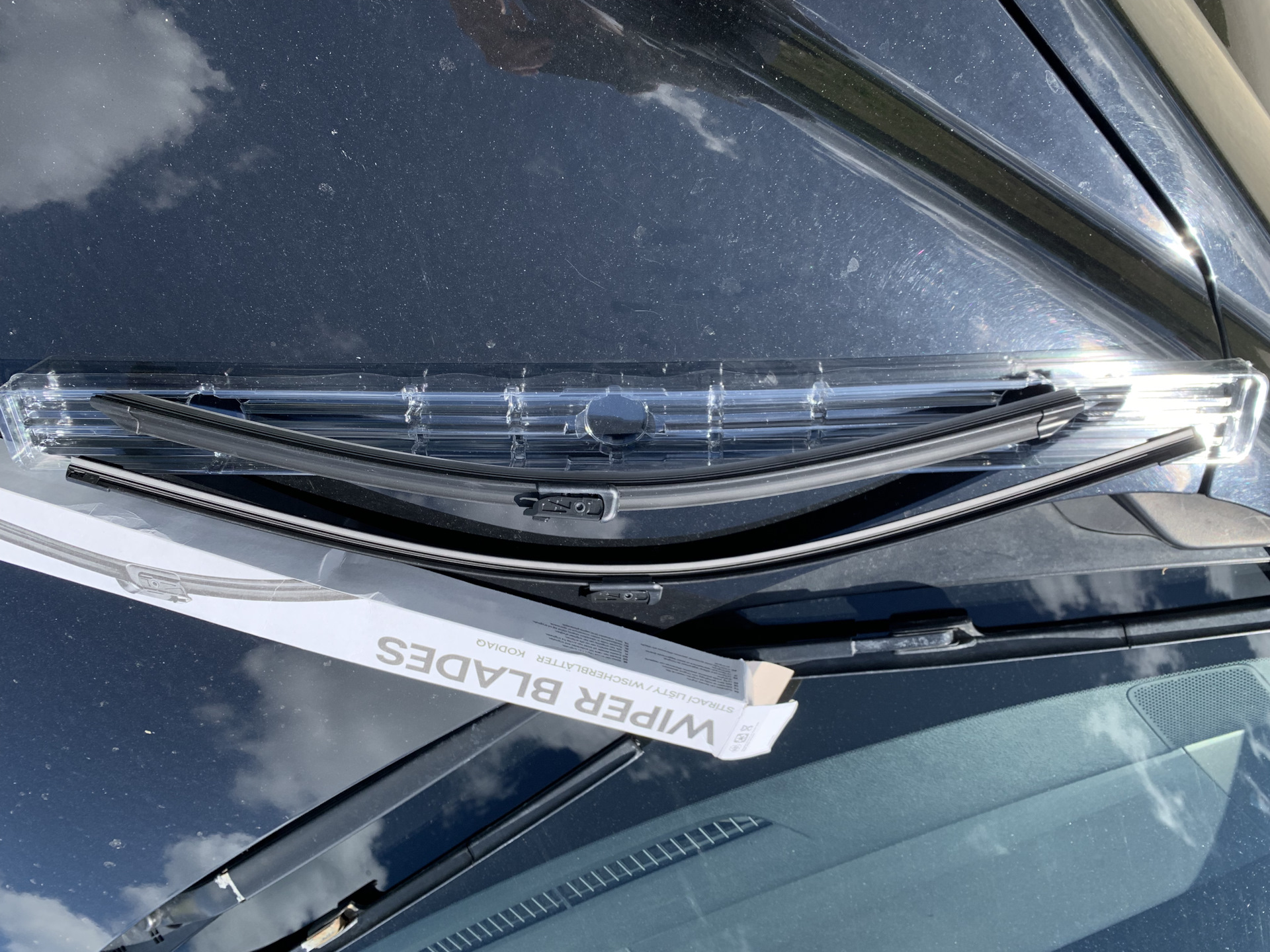 Щётки стеклоочистителя комплект Vag 566998001 — Skoda Kodiaq (1G), 2 л ...