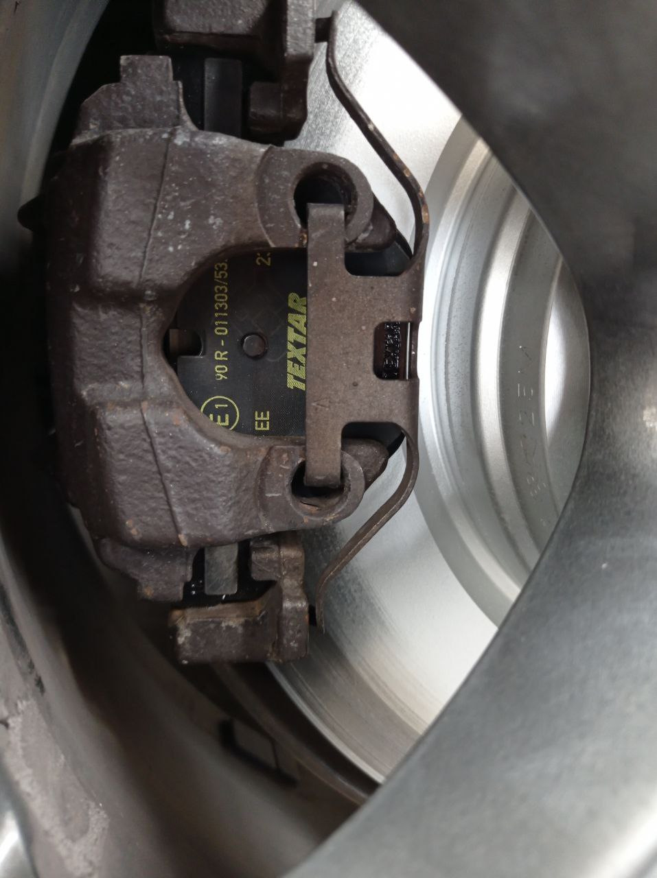 Задние тормозилки и замена тормозухи — BMW 3 series Coupe (E92), 3 л ...