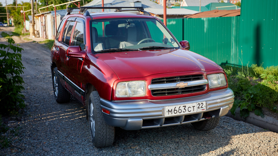 Chevrolet Tracker II 2.0 бензиновый 2000 | Red from Virginia на DRIVE2