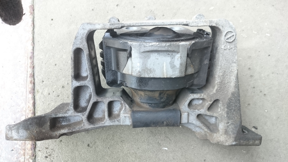 Замена подушек и проверка всего понемногу. — Mazda 3 (1G) BK, 2 л, 2007 ...