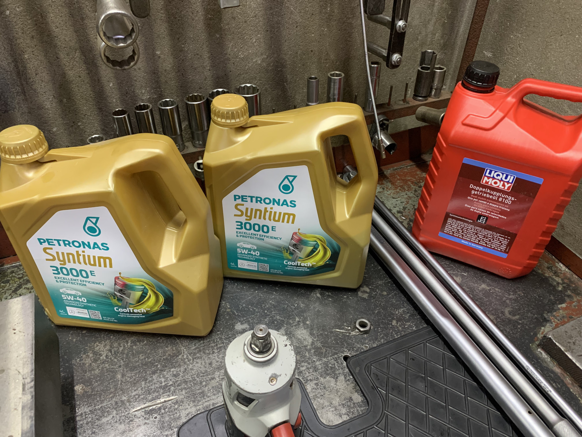 Замена масла КПП и ДВС — Mercedes-Benz B-Class (W246), 1,6 л, 2017 года ...