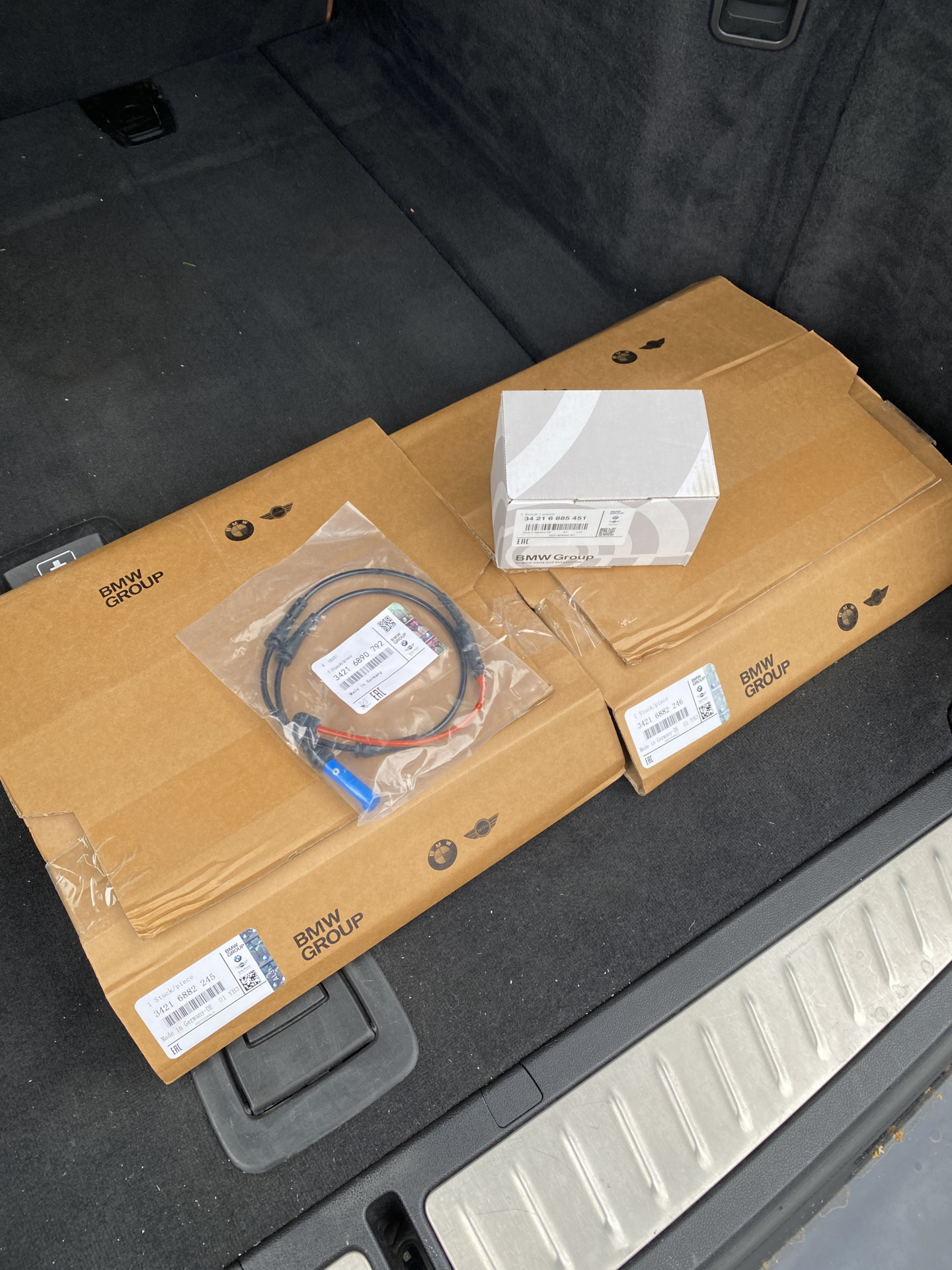 Меняем тормоза — BMW 5 series Touring (G31), 2 л, 2017 года | колёсные ...