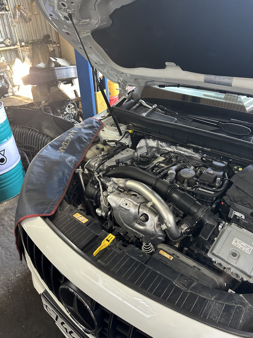 Первое то в рф — Mercedes-Benz GLB 35 AMG, 2 л, 2021 года | плановое ТО ...