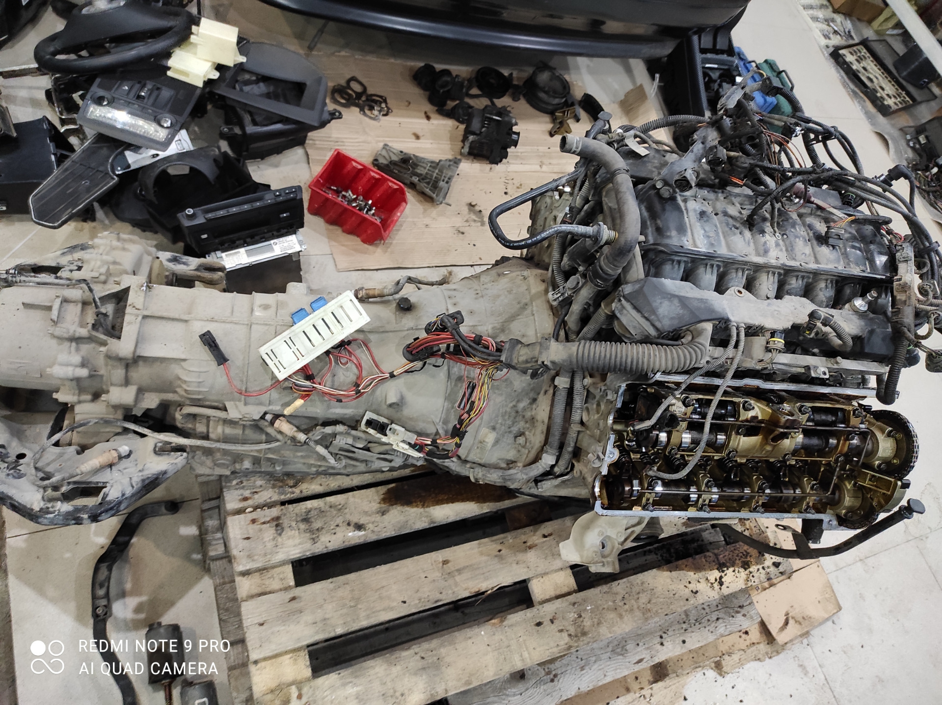 Процесс пошел установки ДВС N62 B 48 — BMW X5 (E53), 4,6 л, 2002 года ...